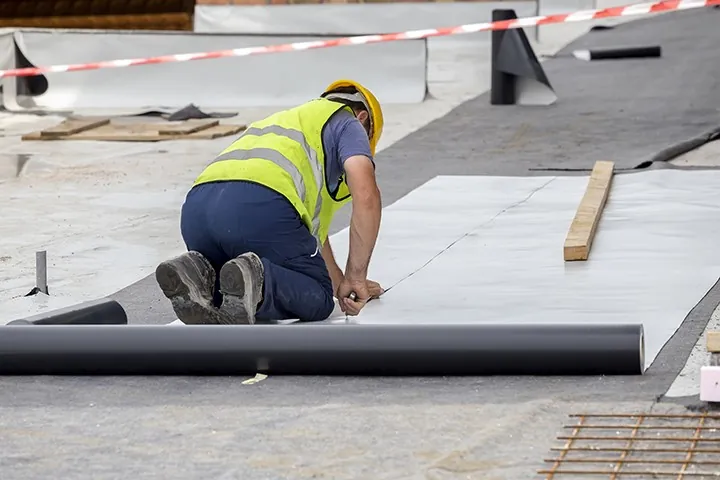 A Complete Guide to Commercial Flat Roofing Systems & Materials - IKO